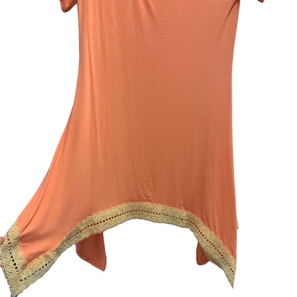 Zenana Outfitters | Tops | Nwt Multiple Sizes Coral Top With Crochet ...